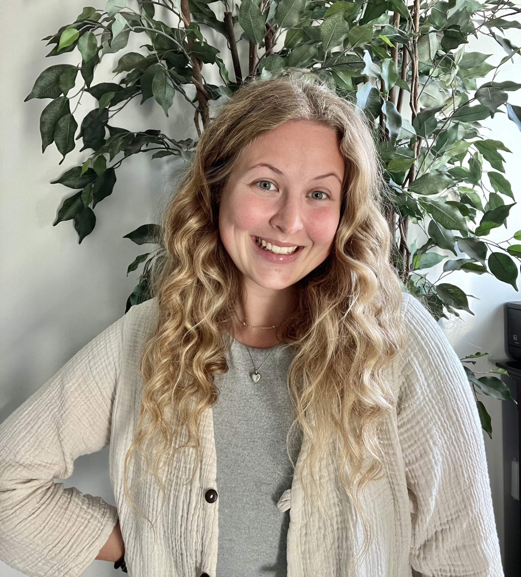 Julia Kelly - Warman Physiotherapy & Wellness
